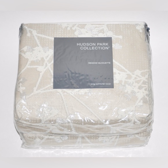 Hudson Park | Bedding | New Hudson Park Meadow Silhouette King Size ...